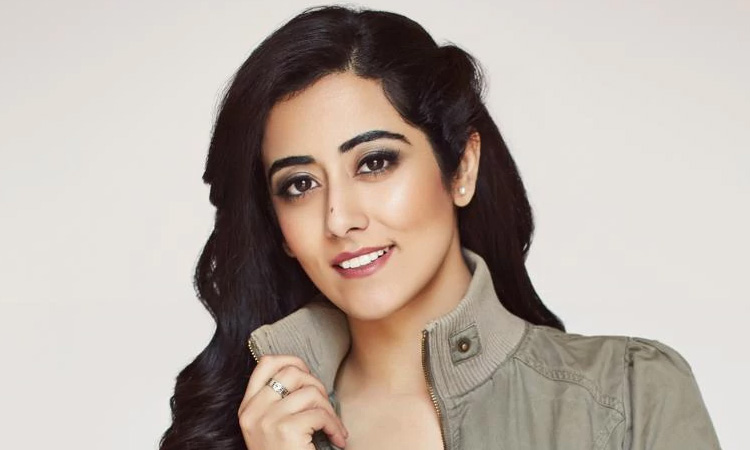 Jonita Gandhi - Bollywood Singer - DryTickets.com.au