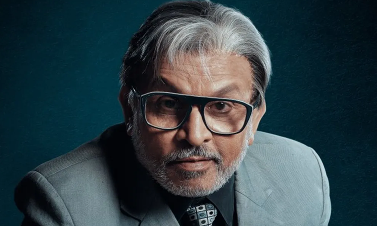 Annu Kapoor - Indian actor, singer, director, radio disc jockey, and ...